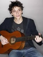 Raphaël bientôt papa - People Club